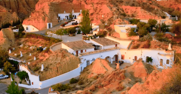 9 Increíbles Casas Cueva en Granada | Sensación Rural